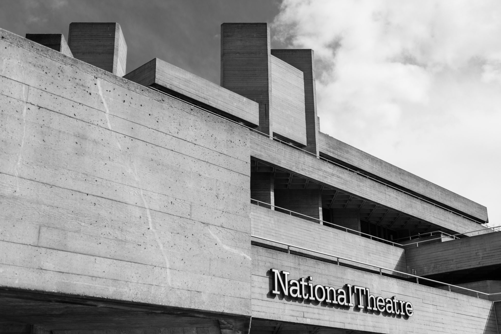 National Theatre – The Association For Cultural Enterprises